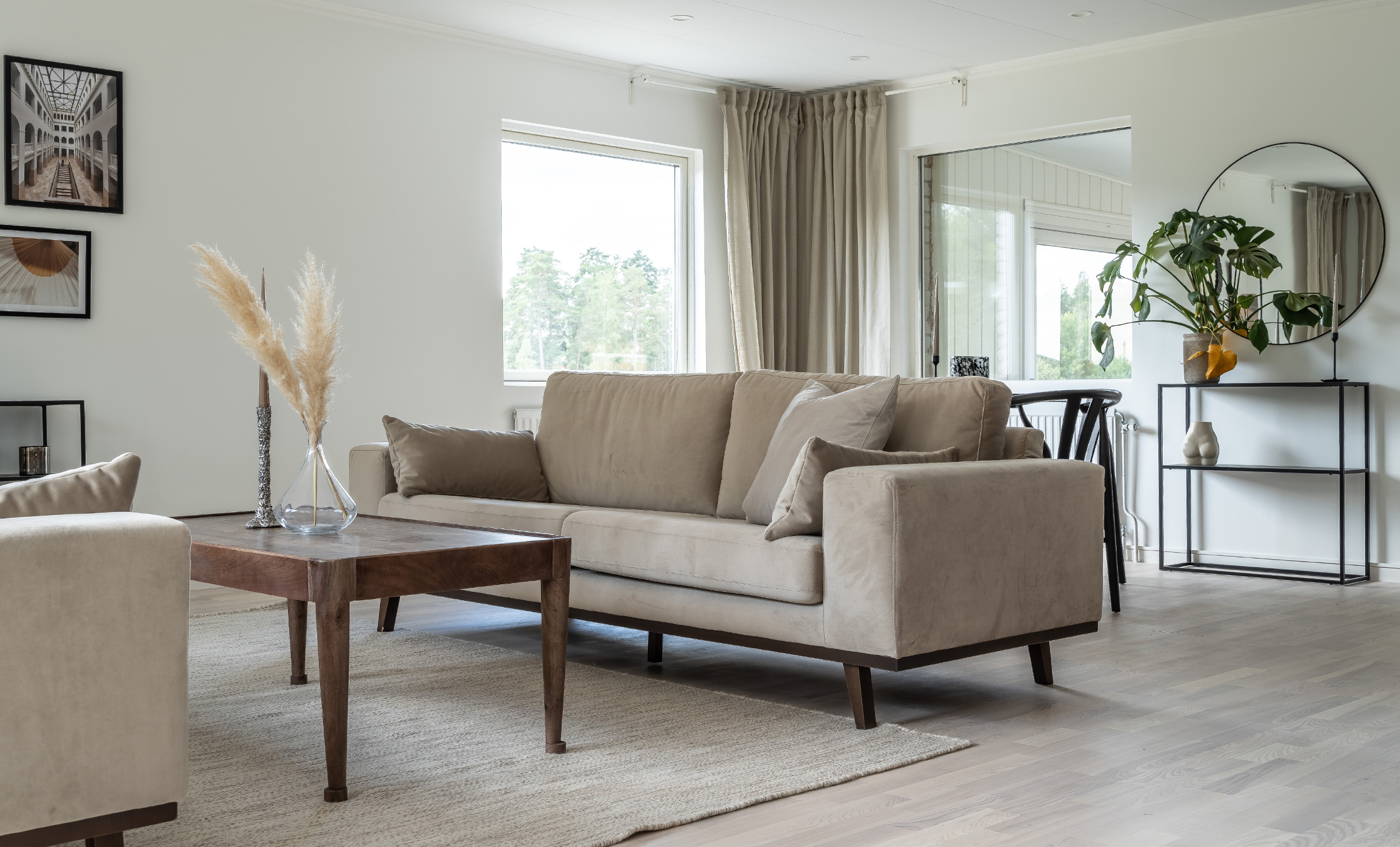 Sofas & More I Designmøbler I Åpent kjøp 365 dager